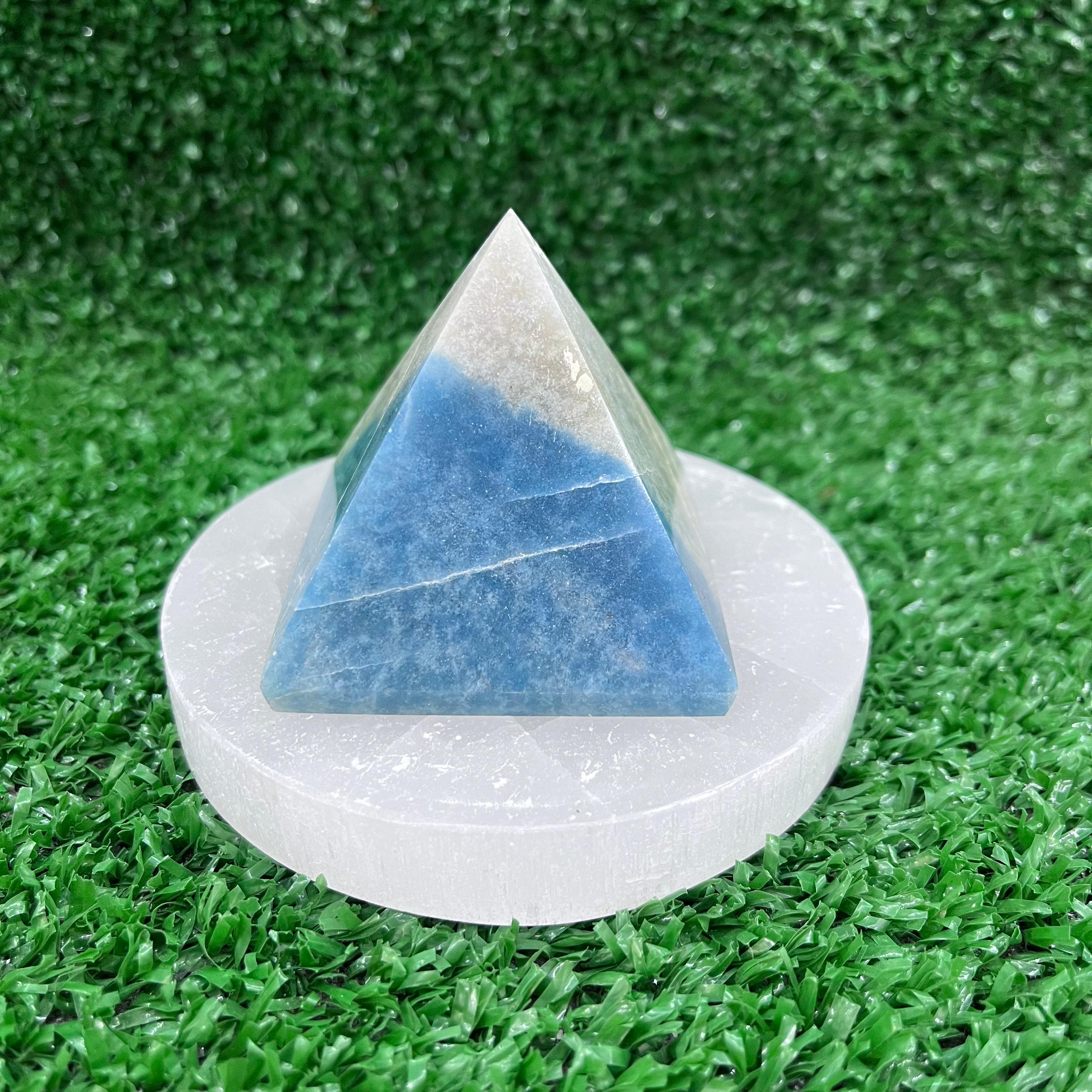 Pirâmide de Pedra - Trolita